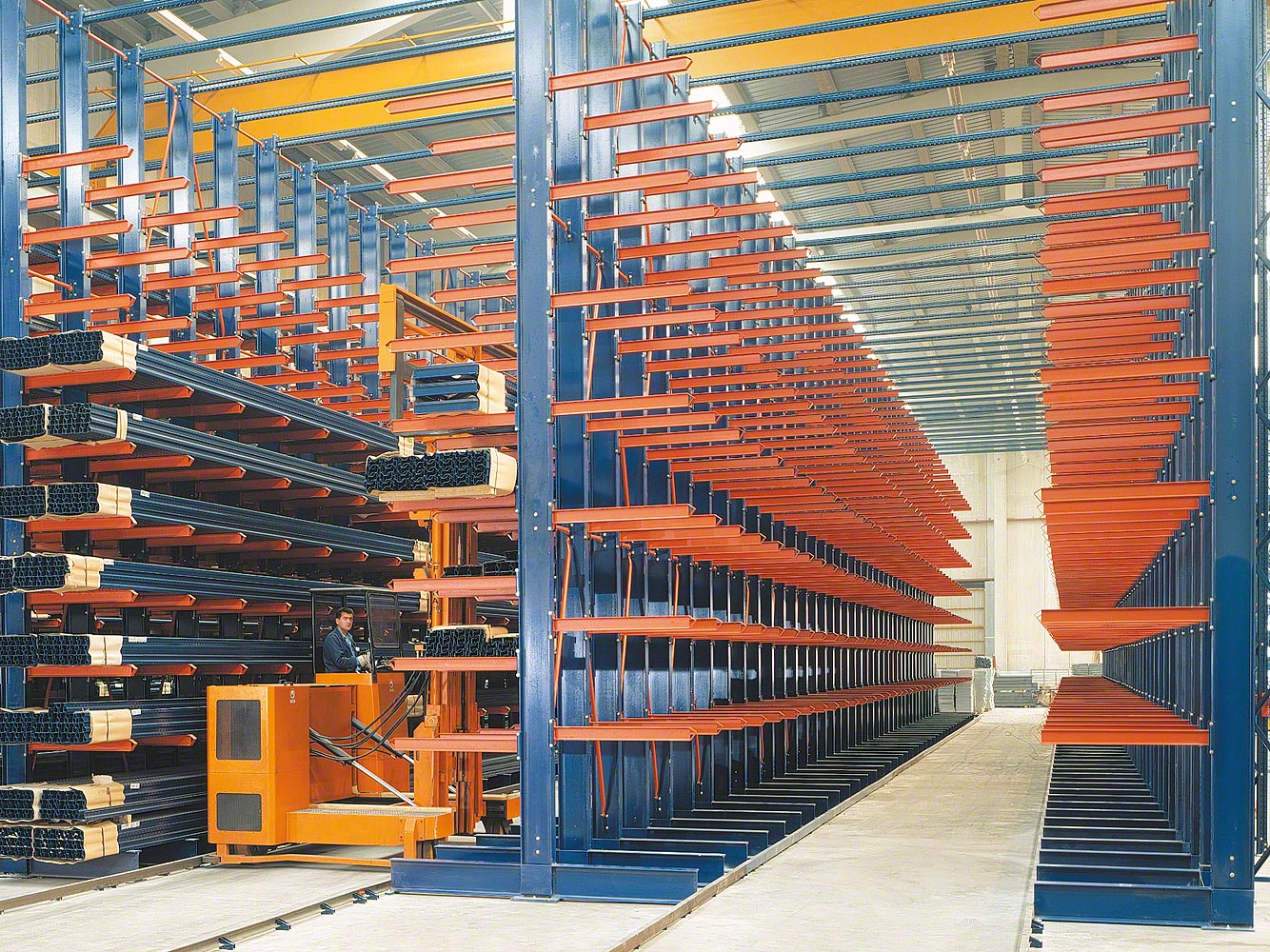 Interlake Mecalux Cantilever Rack - Cantilever Rack Now
